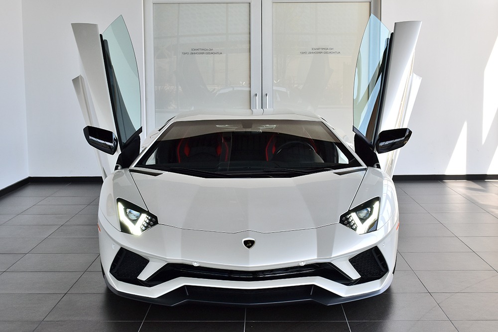 Lamborghini Aventador Top View Lamborghini Aventador Informatie En